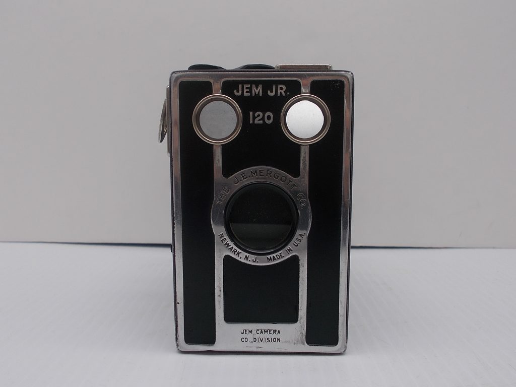 Mergott Jem Jr. 120 Camera – Treasures Under Sugar Loaf – Antiques ...